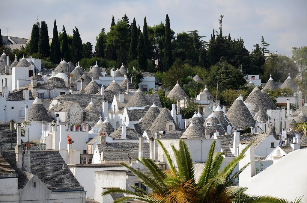 The History of Trulli | Villas in Puglia | Essential Italy